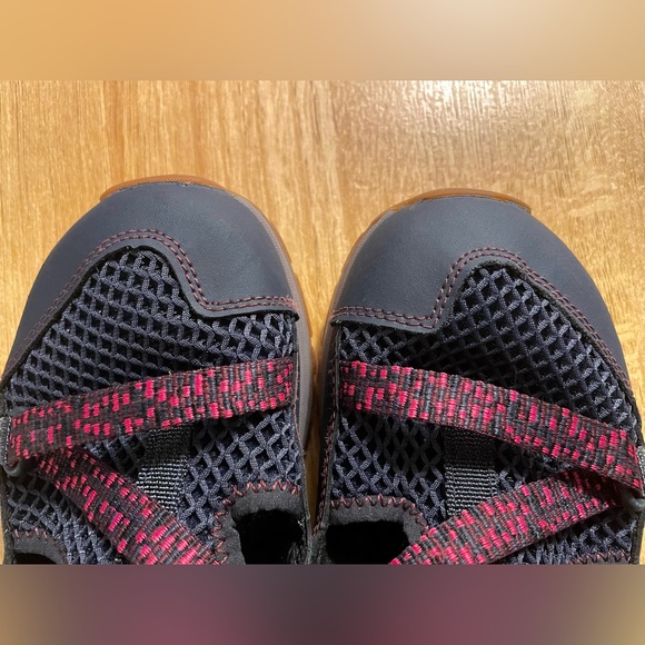 Chaco | Shoes | Chaco Odyssey Closed Toe Sport Sandal Euc | Poshmark